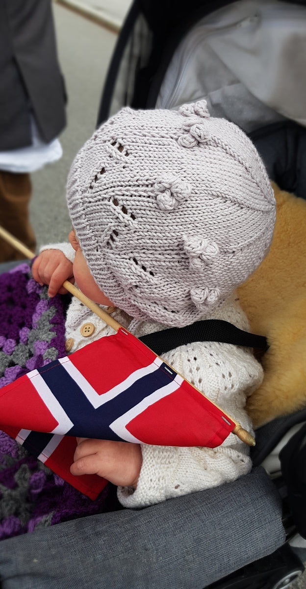 hjertevenn kyse, oppskrift – Becharmed knitwear